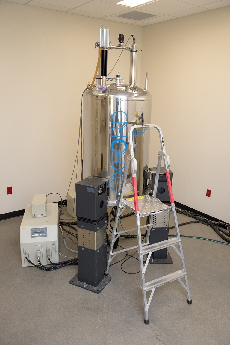 Labs and Instruments – Department of Chemistry